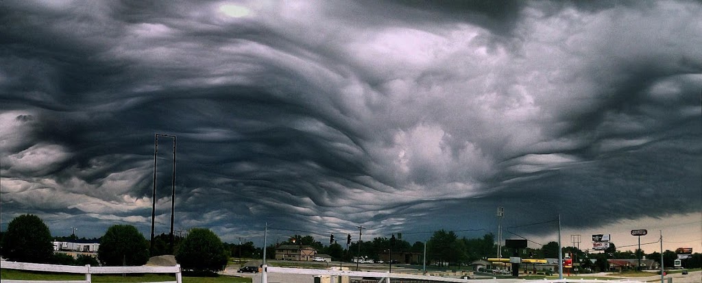 10 Rarest Cloud Formations Caught On Camera | Cool Things Collection ...