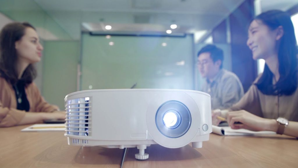 How to Use a Projector as a TV: A Step-by-Step Guide ~ Cool Things ...