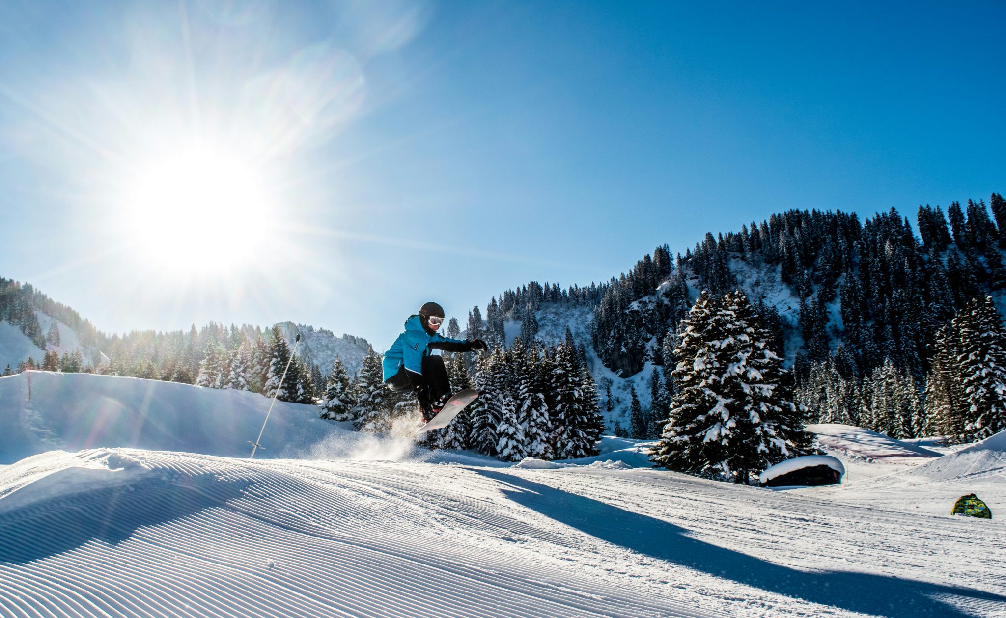 Reasons Why You Should Try Snowboarding Today ~ Cool Things Collection ...